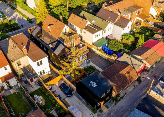 Duplex/townhouses PLUS brand new laneway house goes on the market ...